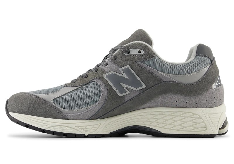 Grey New Balance 2002R U2002RCB | SneakerNews.com