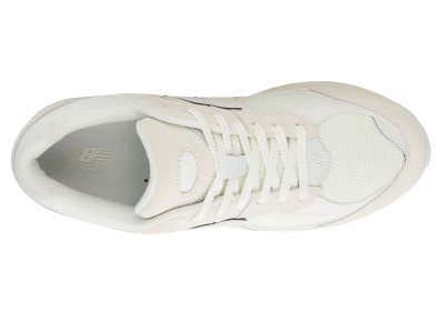 New Balance 2002R "Sea Salt/Reflection" U2002RWH | SneakerNews.com
