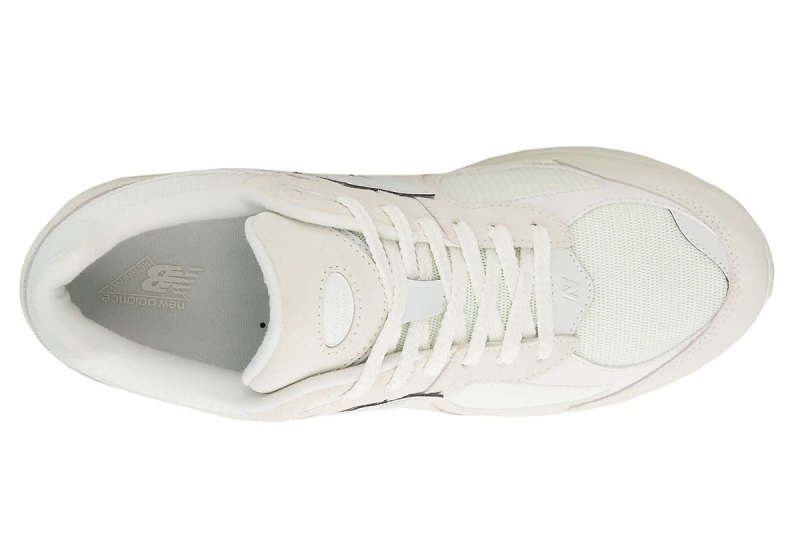 New Balance 2002R "Sea Salt/Reflection" U2002RWH | SneakerNews.com