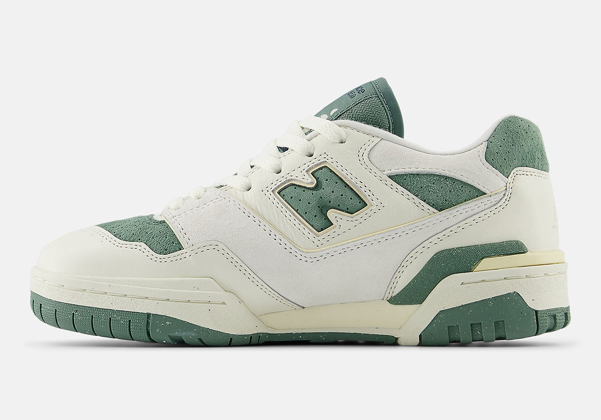 New Balance 550 Women's "Dark Juniper" BBW550PE | SneakerNews.com