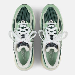 New Balance 990v6 "Avocado" U990AB6 | SneakerNews.com