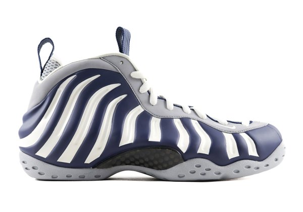 Nike Air Foamposite One "New York Yankees" Sample | SneakerNews.com