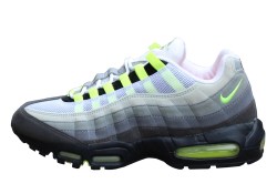 Nike Air Max 95 "Neon" 2025 HM4740-001 | SneakerNews.com