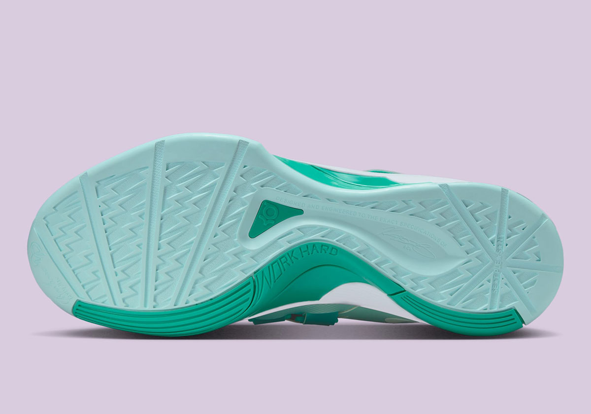 Nike KD 4 "Easter" IB3550-300 Release Date | SneakerNews.com