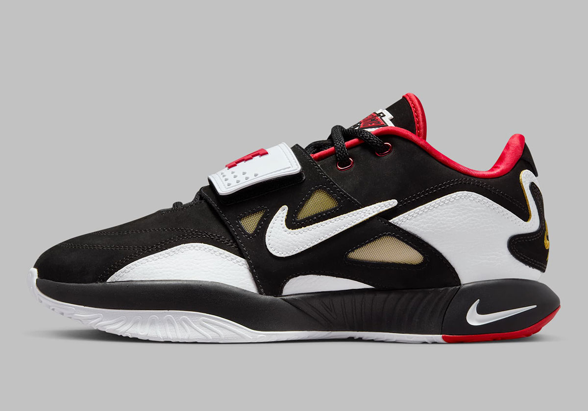 Nike LeBron 21 "Prime 93 Diamond Turf" HQ3480-001 | SneakerNews.com