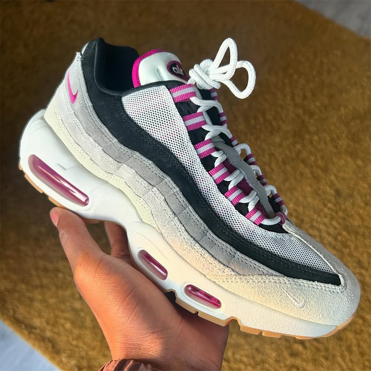 Nike SB Air Max 95 "Cactus Flower" 2025 Release Date | SneakerNews.com