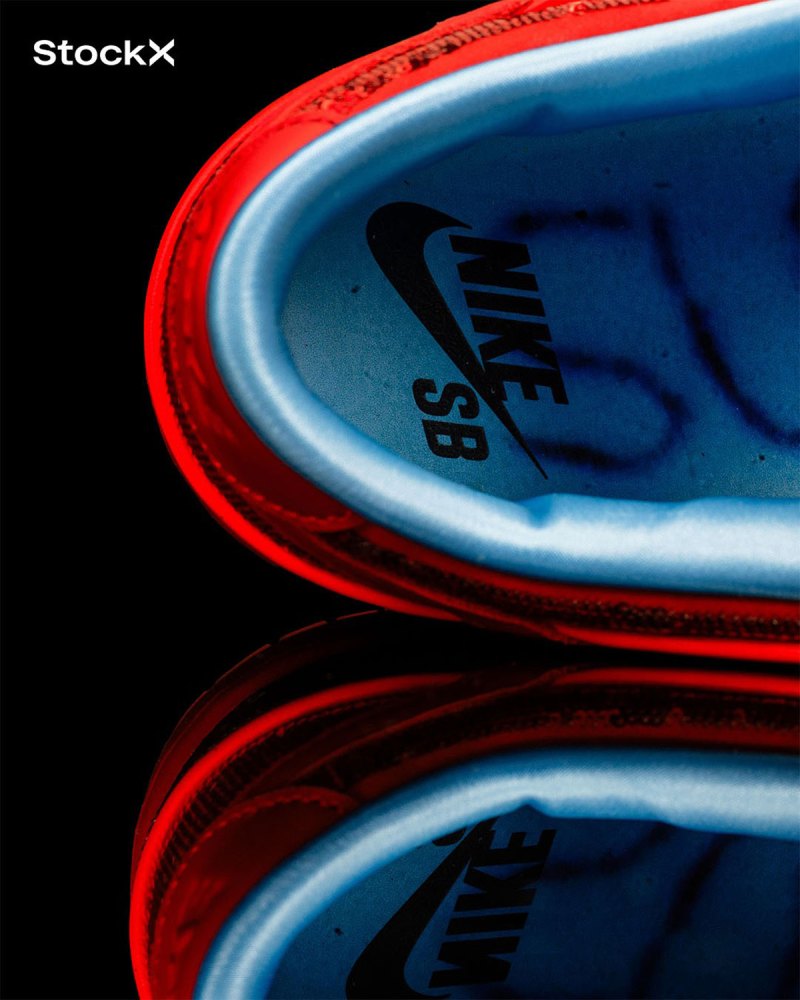 Nike SB Dunk Low "Red Slippers" 85 Pairs | SneakerNews.com