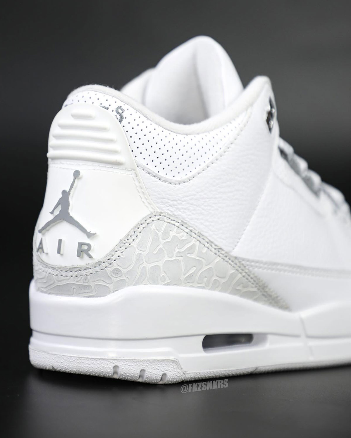 "Pure Money" Air Jordan 3 "2025 | SneakerNews.com