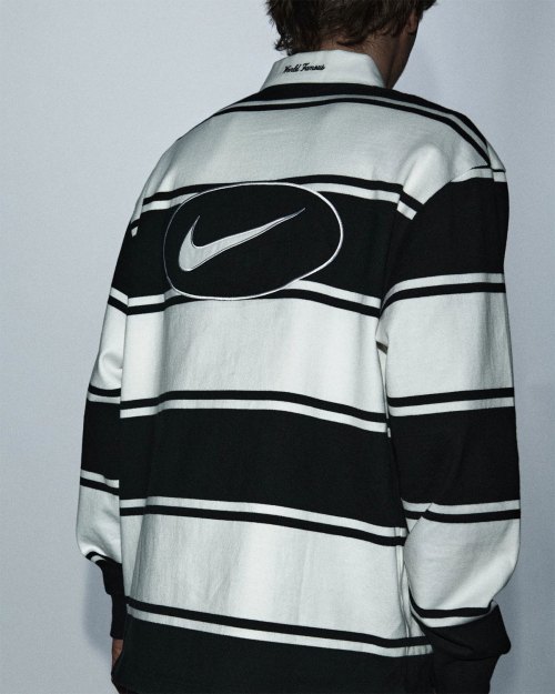 Supreme Nike Apparel SS25 | SneakerNews.com