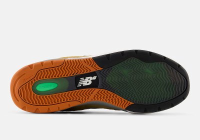 New Balance Numeric 933 Andrew Reynolds | SneakerNews.com