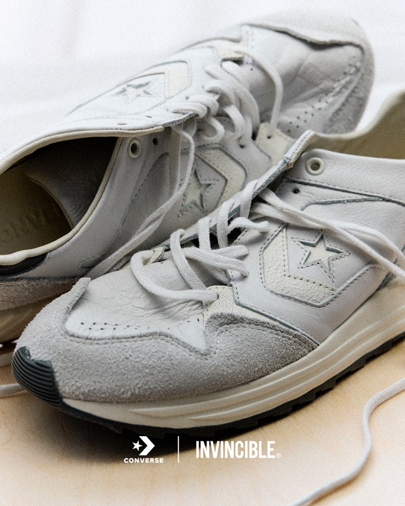 Invincible Converse Wave Trainer Decon | SneakerNews.com