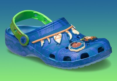 Moana Crocs Classic Clog Release Date | SneakerNews.com
