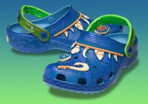 Moana Crocs Classic Clog Release Date | SneakerNews.com