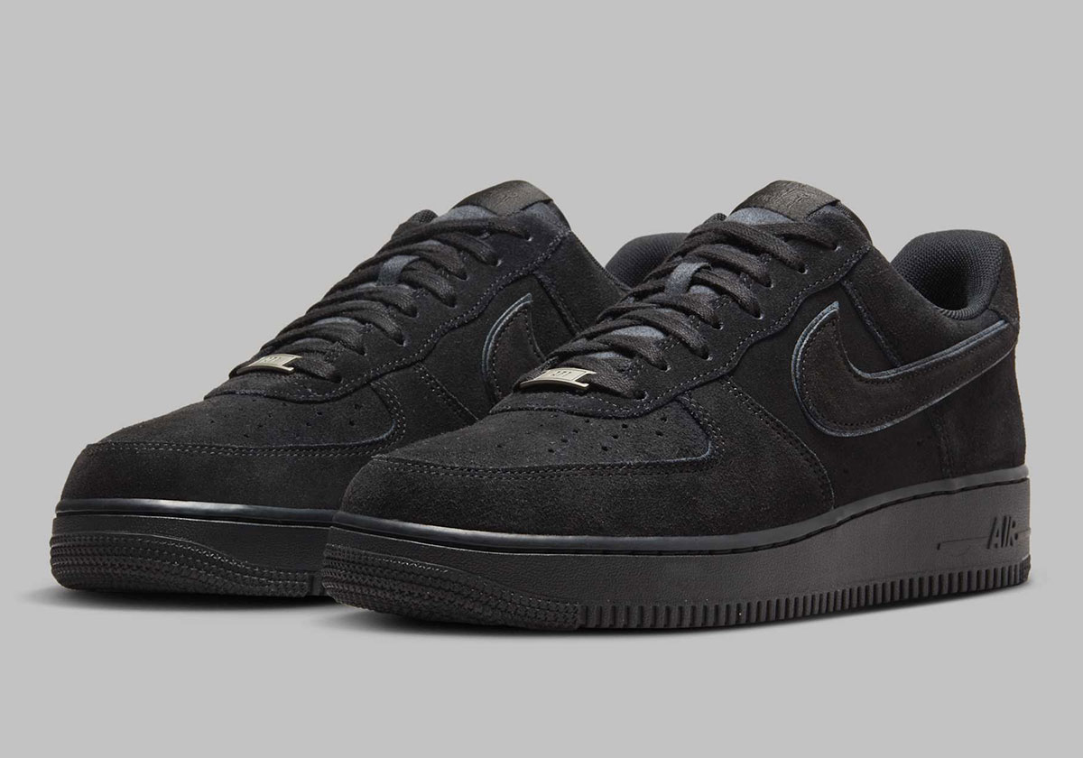 Nike Air Force 1 Black Cat HQ1966-002 | SneakerNews.com