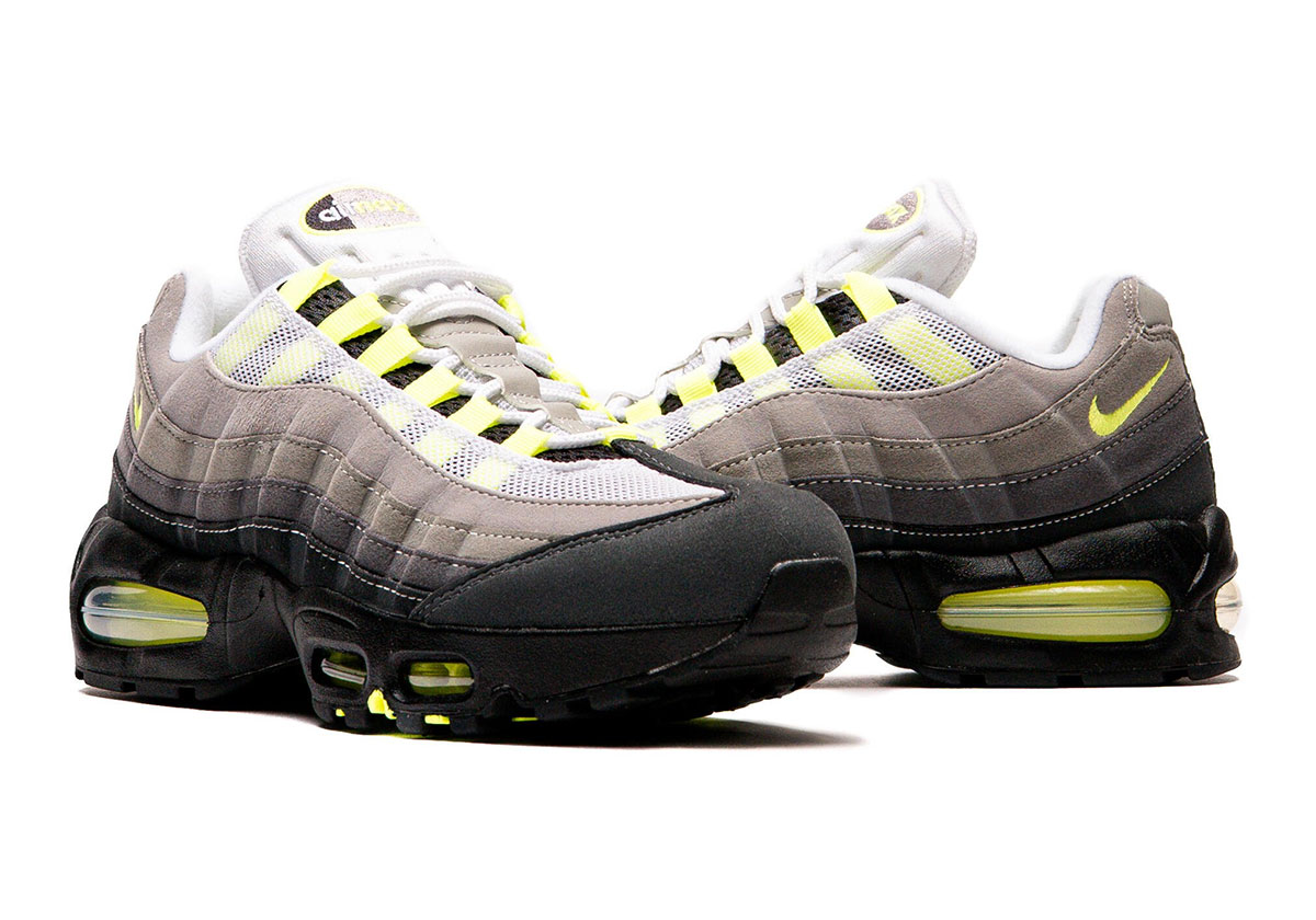 Nike Air Max 95 OG "Neon" Store List | SneakerNews.com