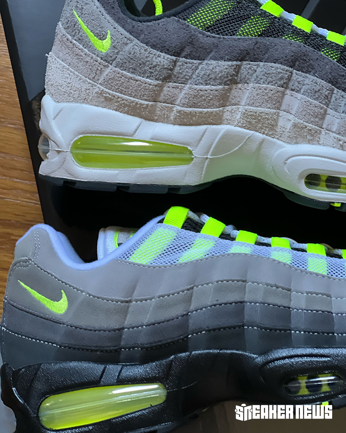Nike Air Max 95 OG "Neon" Comparison | SneakerNews.com