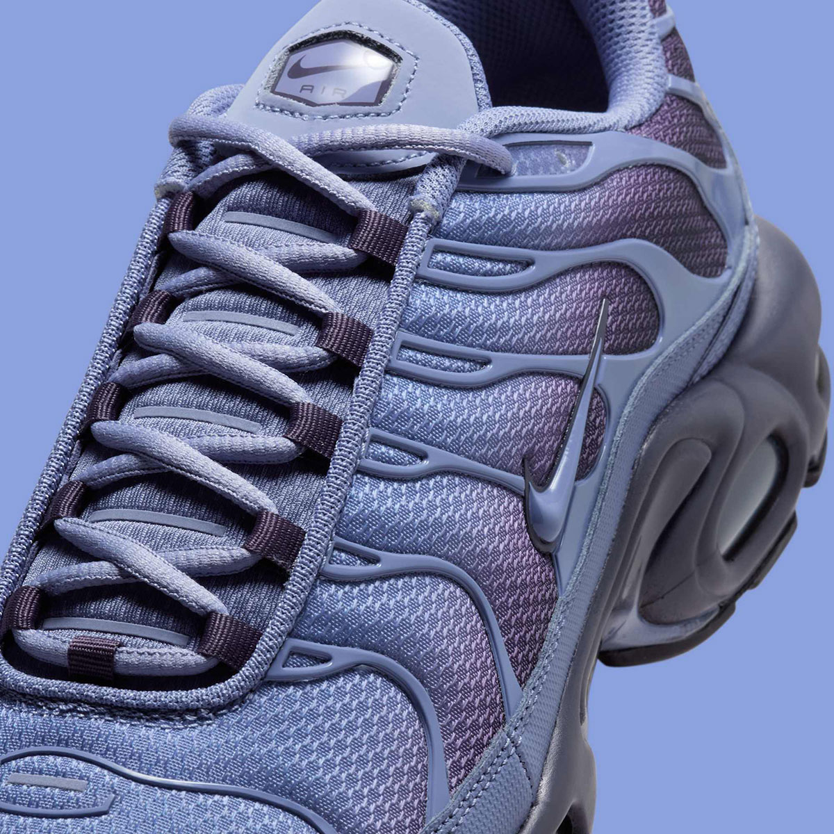 Nike Air Max Plus "World Indigo" DM0032-404 | SneakerNews.com