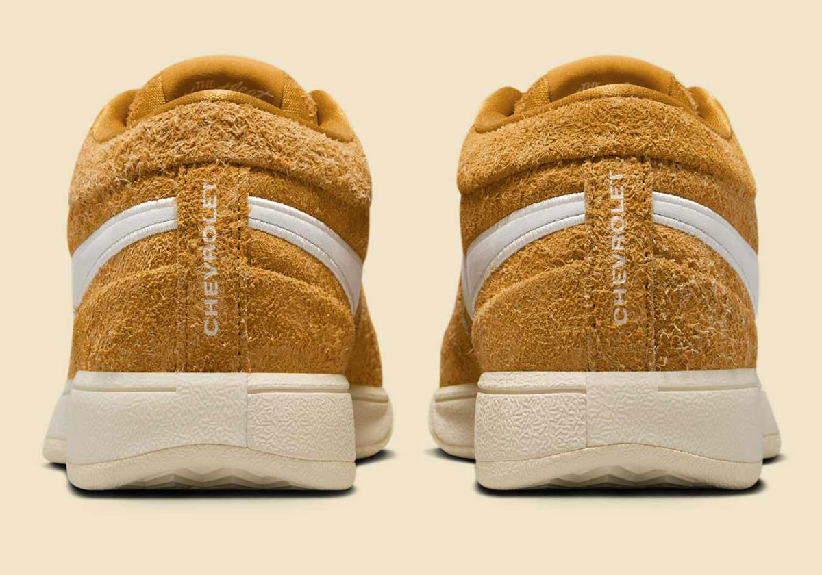 Devin Booker Chevy Nike Release Date | SneakerNews.com