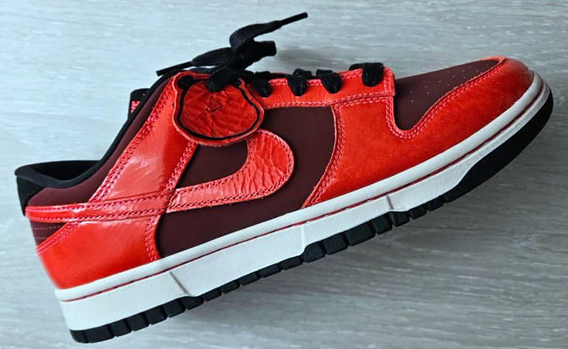 Nike Dunk Low "Red Panda" | SneakerNews.com