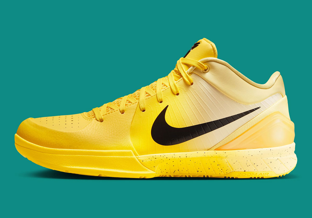 Nike Kobe 4 Protro "CHBL" IH0587-700 | SneakerNews.com