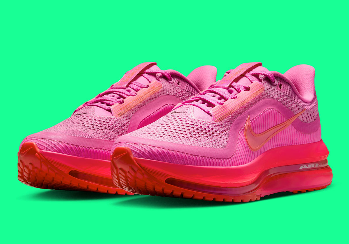 Nike Pegasus Premium "Pink Blast" HQ2593-602 | SneakerNews.com