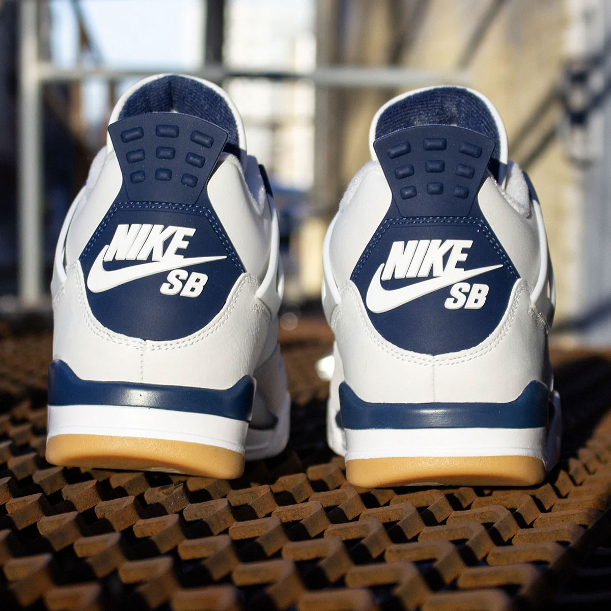 Nike SB Air Jordan 4 "Navy" SNKRS Release | SneakerNews.com
