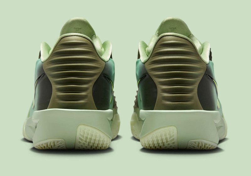 Nike Zoom GT Cut 3 Turbo Green HV9918-300 | SneakerNews.com