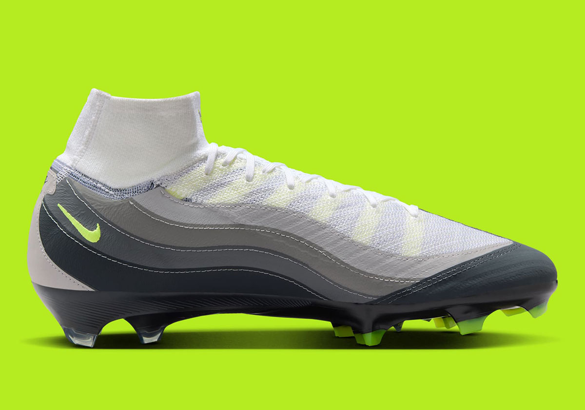 Nike Zoom SuperFly Elite 10 Neon Cleats | SneakerNews.com