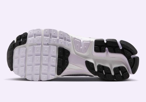 Nike Vomero 5 Barely Grape IB7253-500 | SneakerNews.com