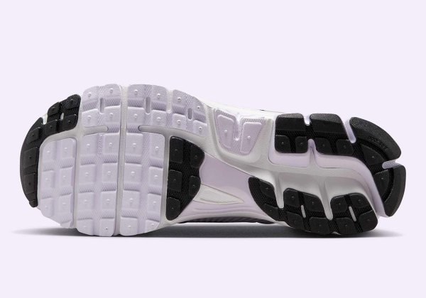 Nike Vomero 5 Barely Grape IB7253-500 | SneakerNews.com