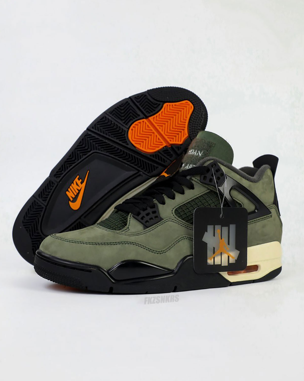Jordan 4 Undefeated 2025 | SneakerNews.com