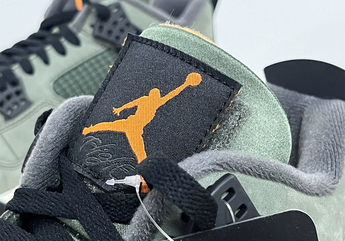 Jordan 4 Undefeated 2025 | SneakerNews.com