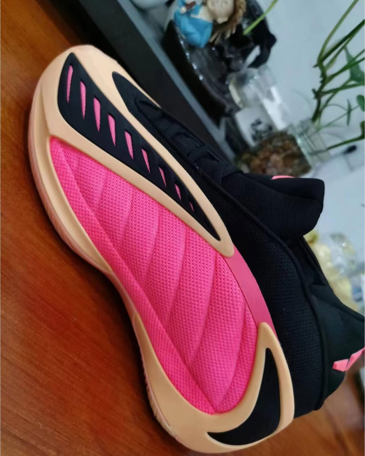 adidas AE2 "Lucid Pink/Black" | SneakerNews.com