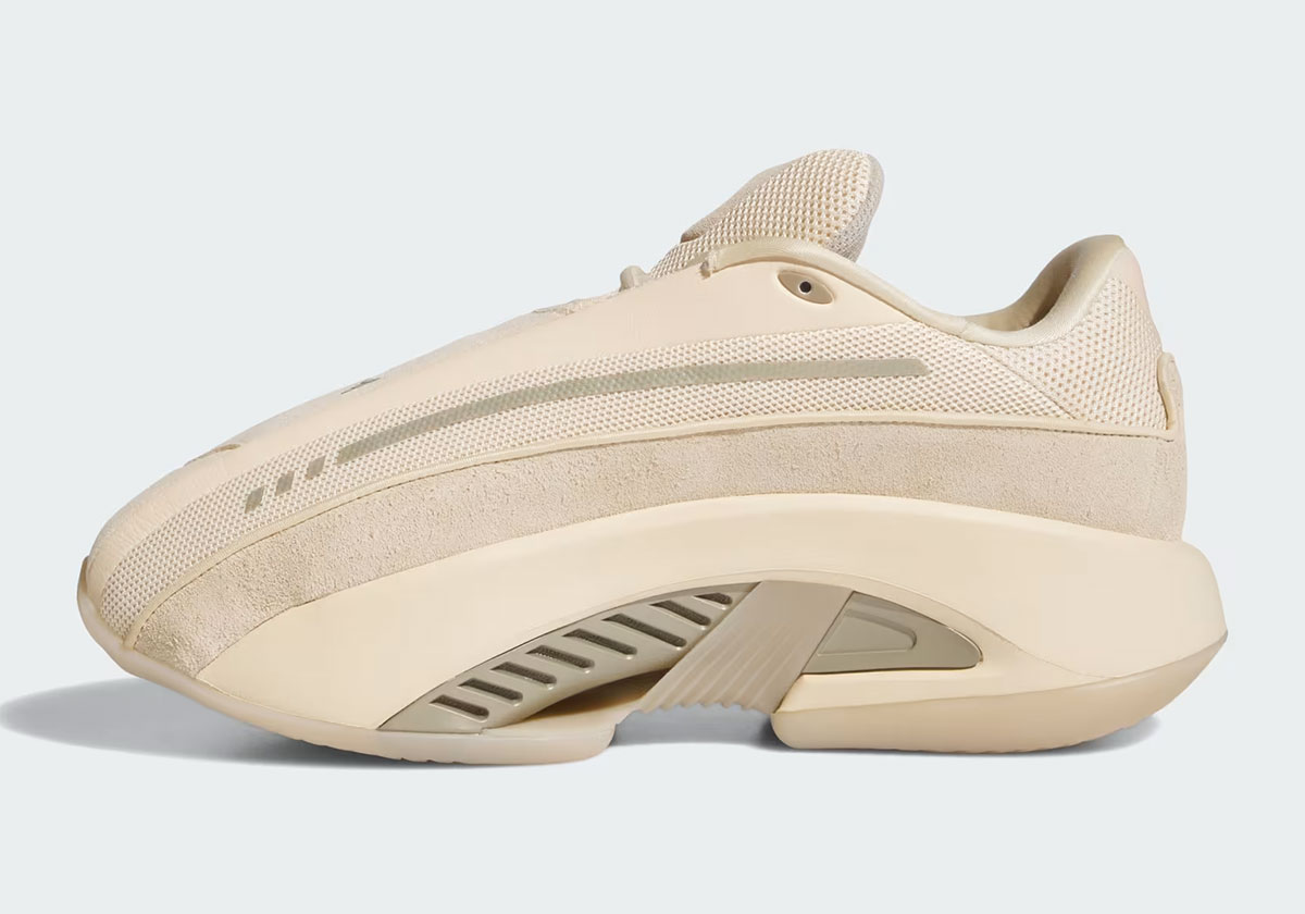 adidas Mad IIINFINITY "Sand Strata" JI0346 | SneakerNews.com