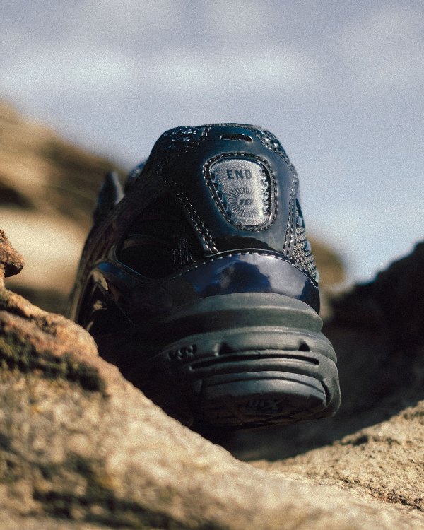 END Mizuno Wave Rider 10 Release Date | SneakerNews.com