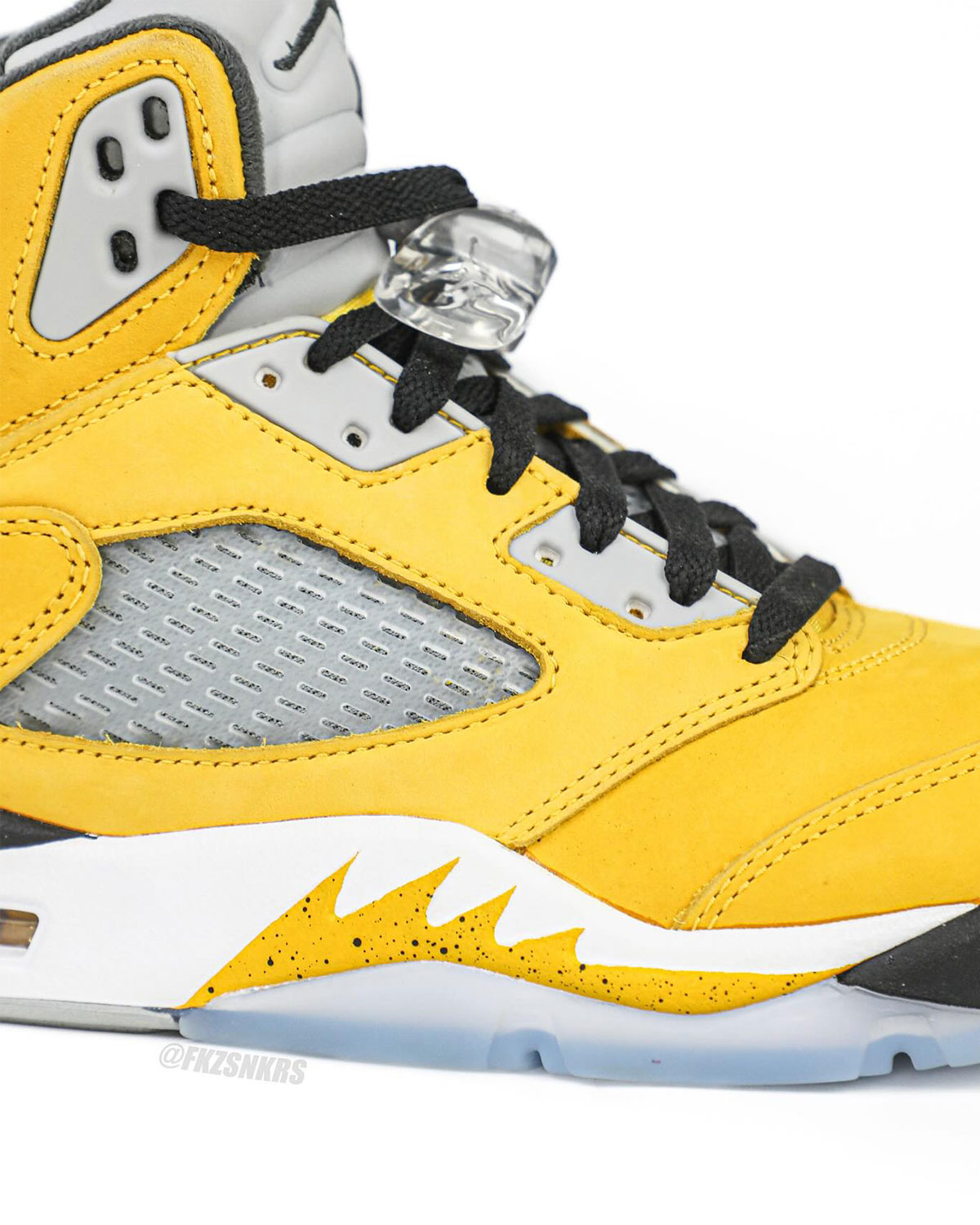 Official Images Of The Air Jordan 5 "Tokyo T23" - SneakerNews.com