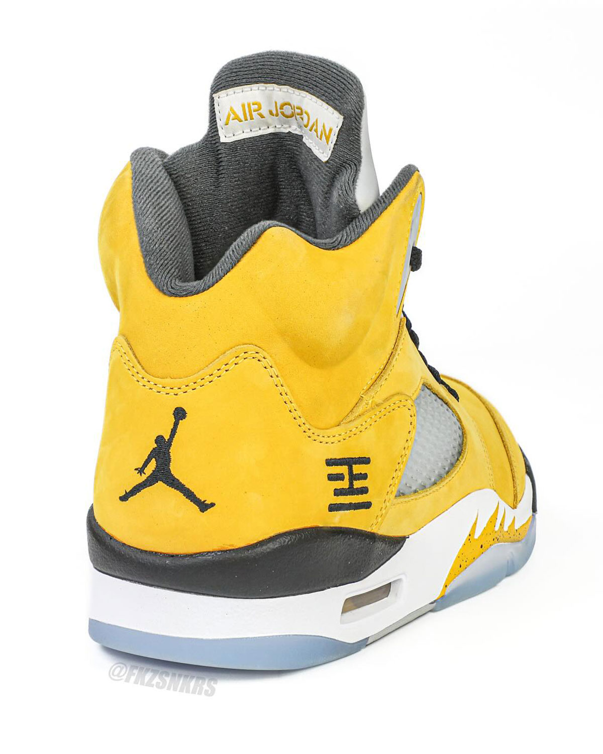 Official Images Of The Air Jordan 5 "Tokyo T23" - SneakerNews.com