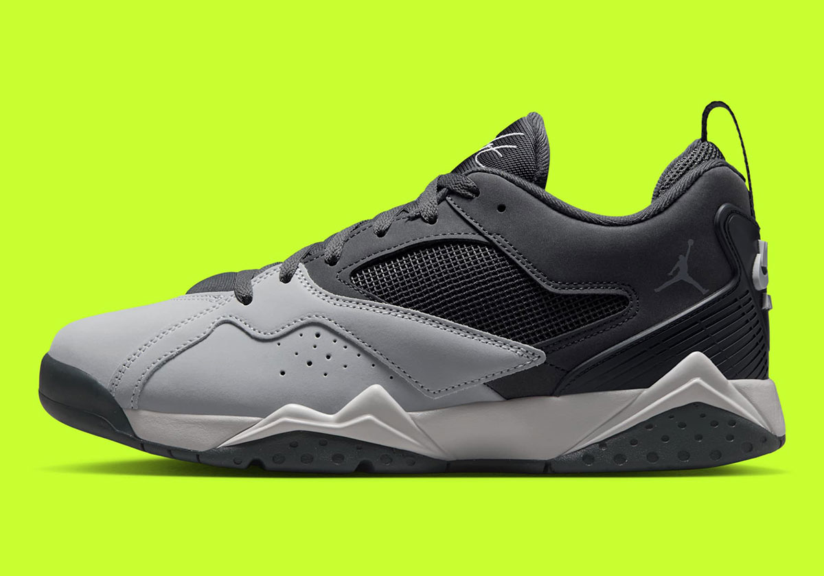 Jordan MVP 92 "Anthracite" HQ3950-001 | SneakerNews.com