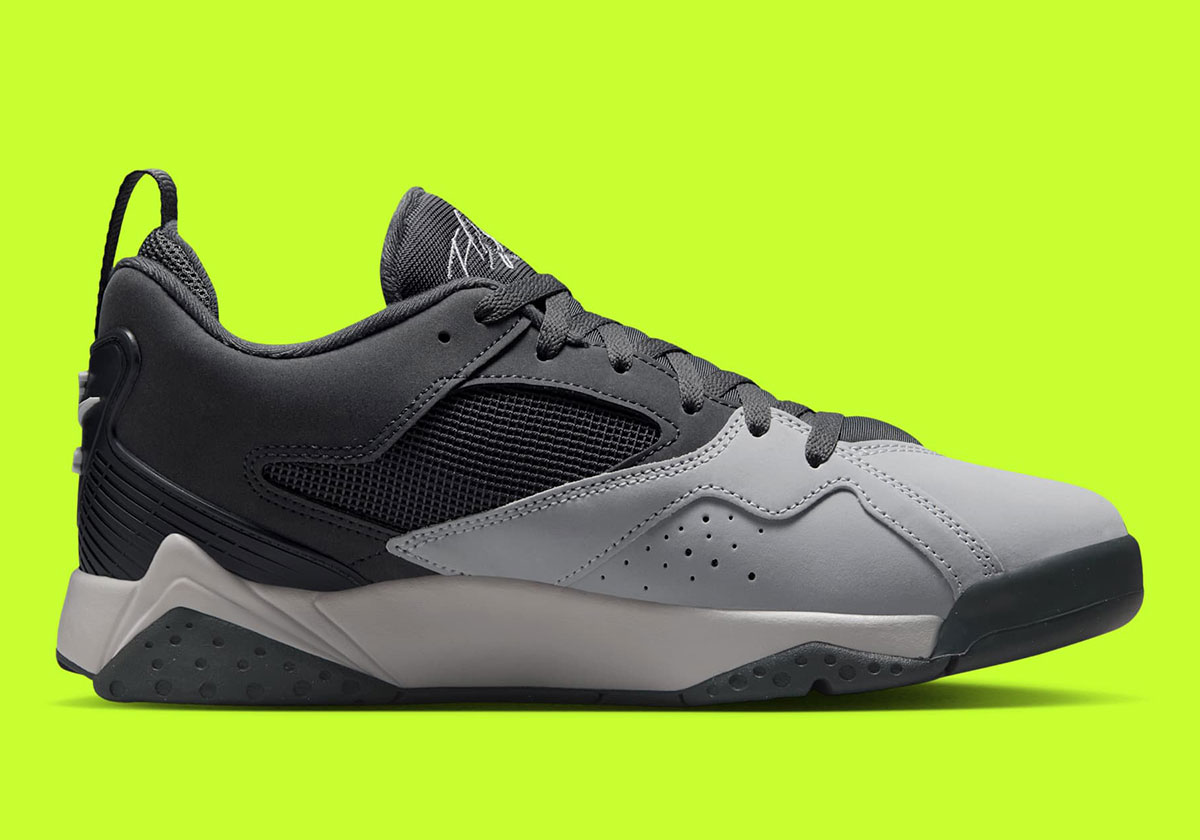 Jordan MVP 92 "Anthracite" HQ3950-001 | SneakerNews.com