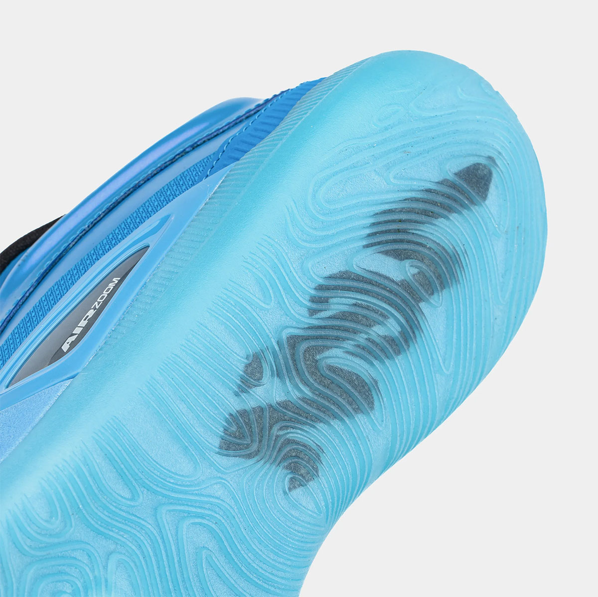 Jordan Zion 4 "Light Photo Blue" FB1802-400 | SneakerNews.com