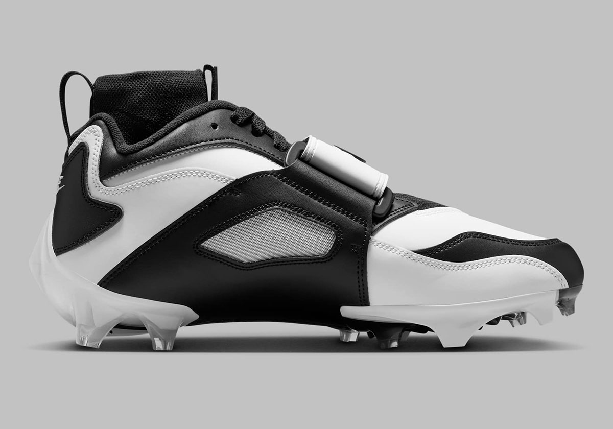 Nike Diamond Turf 93 TD Cleats HF5298-101 | SneakerNews.com