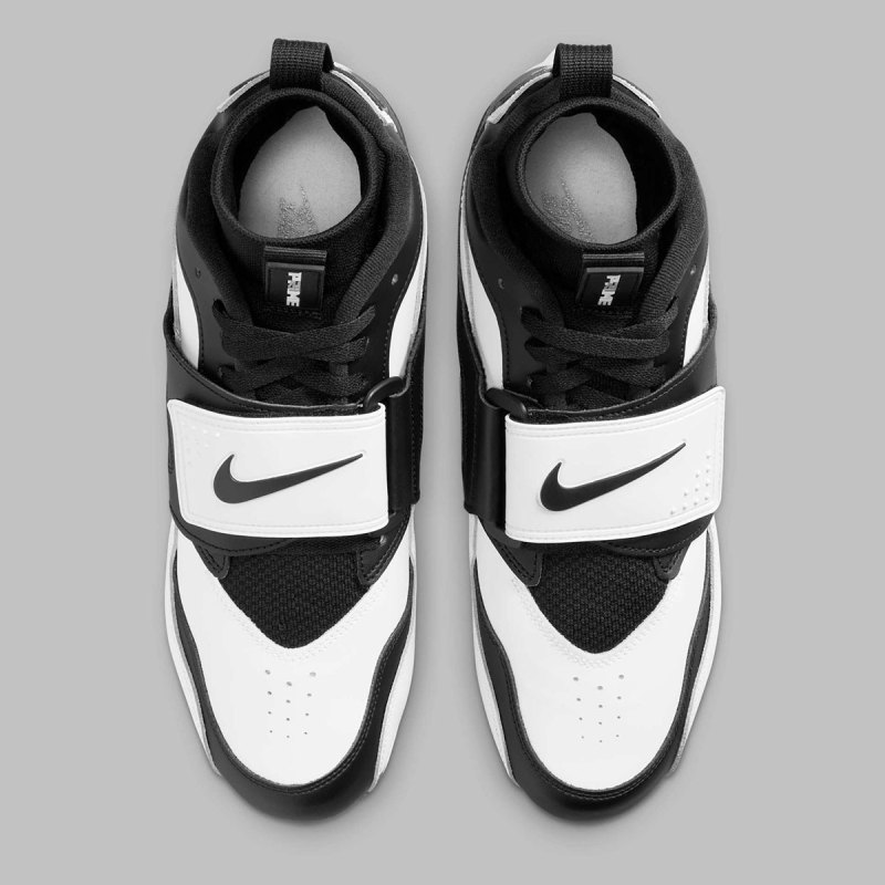 Nike Diamond Turf 93 TD Cleats HF5298-101 | SneakerNews.com