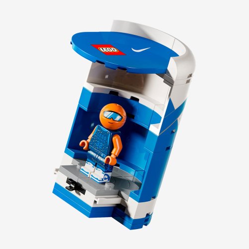 LEGO Nike Dunk Set | SneakerNews.com