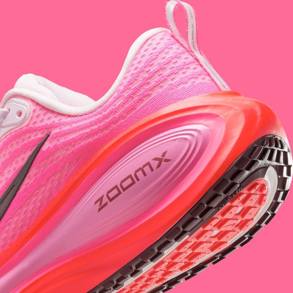 Nike Vomero Plus 2025 Release Date | SneakerNews.com