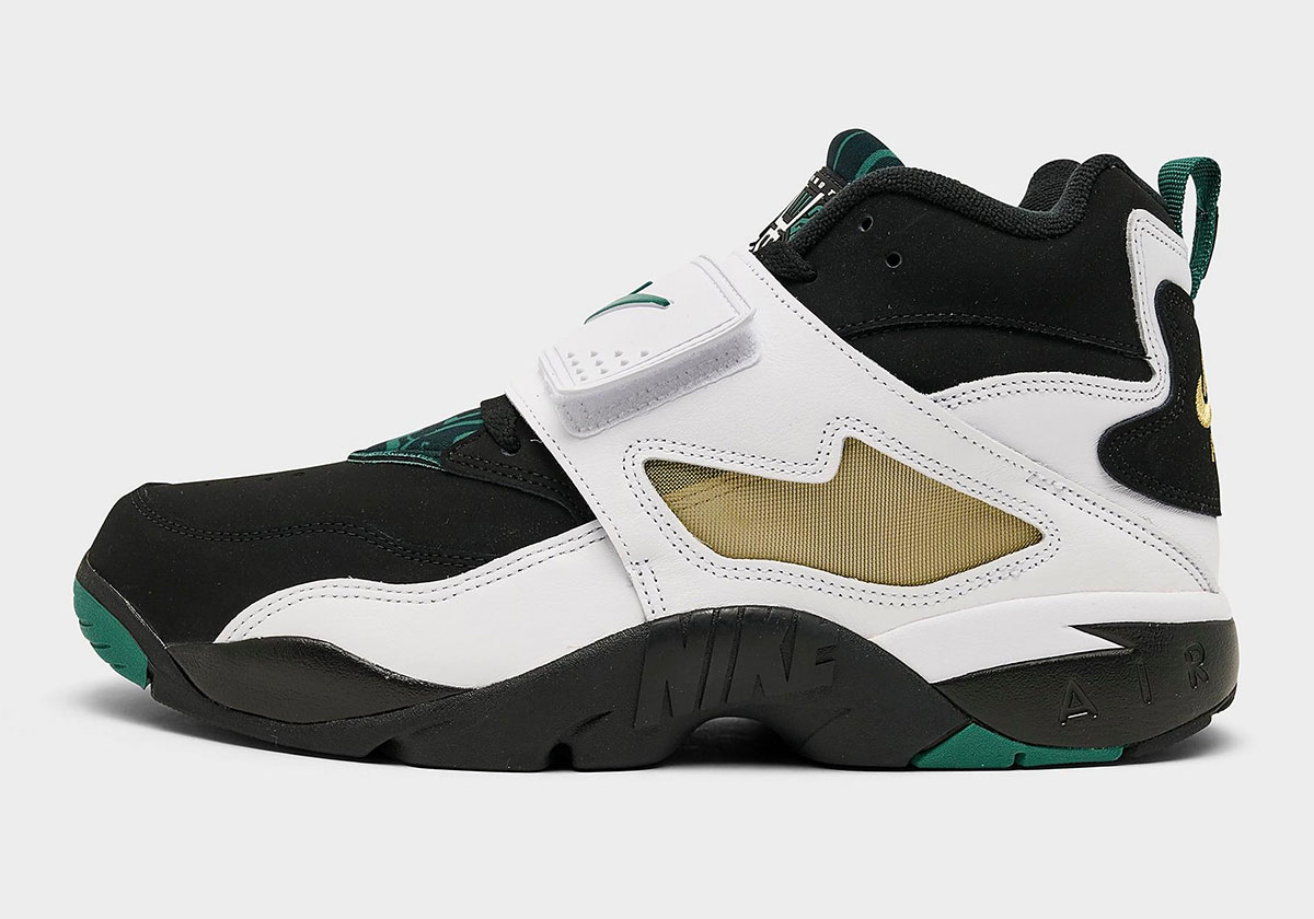 Nike Air Diamond Turf "Emerald" IB2240-001 | SneakerNews.com