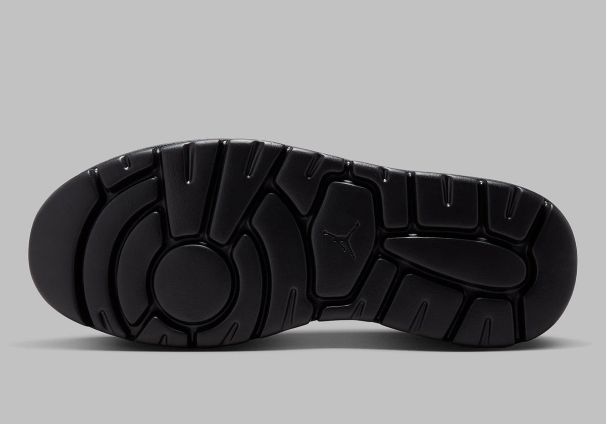 Air Jordan Mule Loafer "Black/Metallic Silver" HJ4292-001 | SneakerNews.com