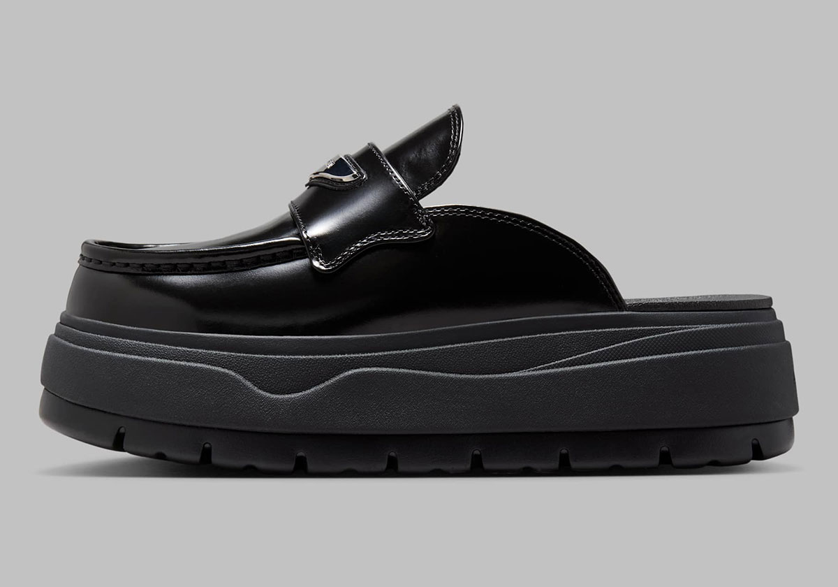 Air Jordan Mule Loafer "Black/Metallic Silver" HJ4292-001 | SneakerNews.com