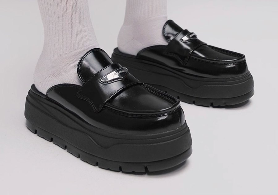 adidas adiZero EVO SL Flash Aqua JS4506 | SneakerNews.com