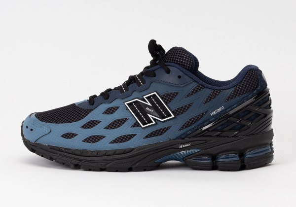 The New Balance 1906W Reappears In Black And Blue - SneakerNews.com
