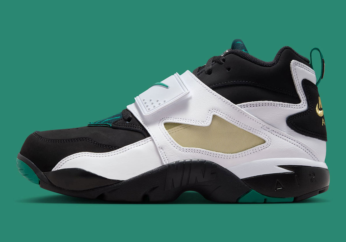 Nike Air Diamond Turf "Emerald" IB2240-001 | SneakerNews.com
